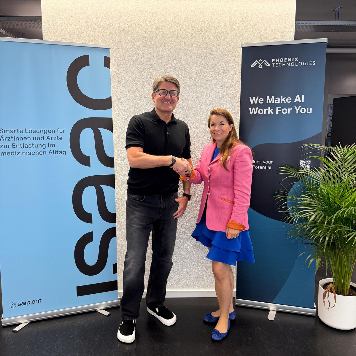 Saipient AG und Phoenix Technologies schliessen strategische Partnerschaft für souveräne ...