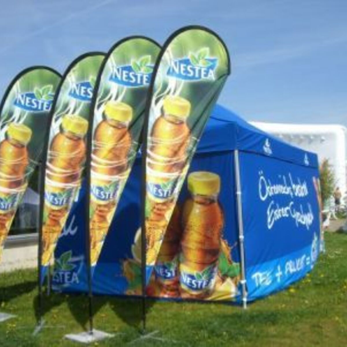 Beachflag Neuheiten Bei Display Max Presseportal Schweiz Ch